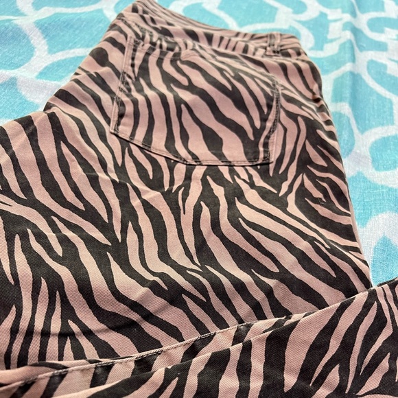 LONDONJEAN | Pants & Jumpsuits | Vintage Zebra Print Jeans | Poshmark